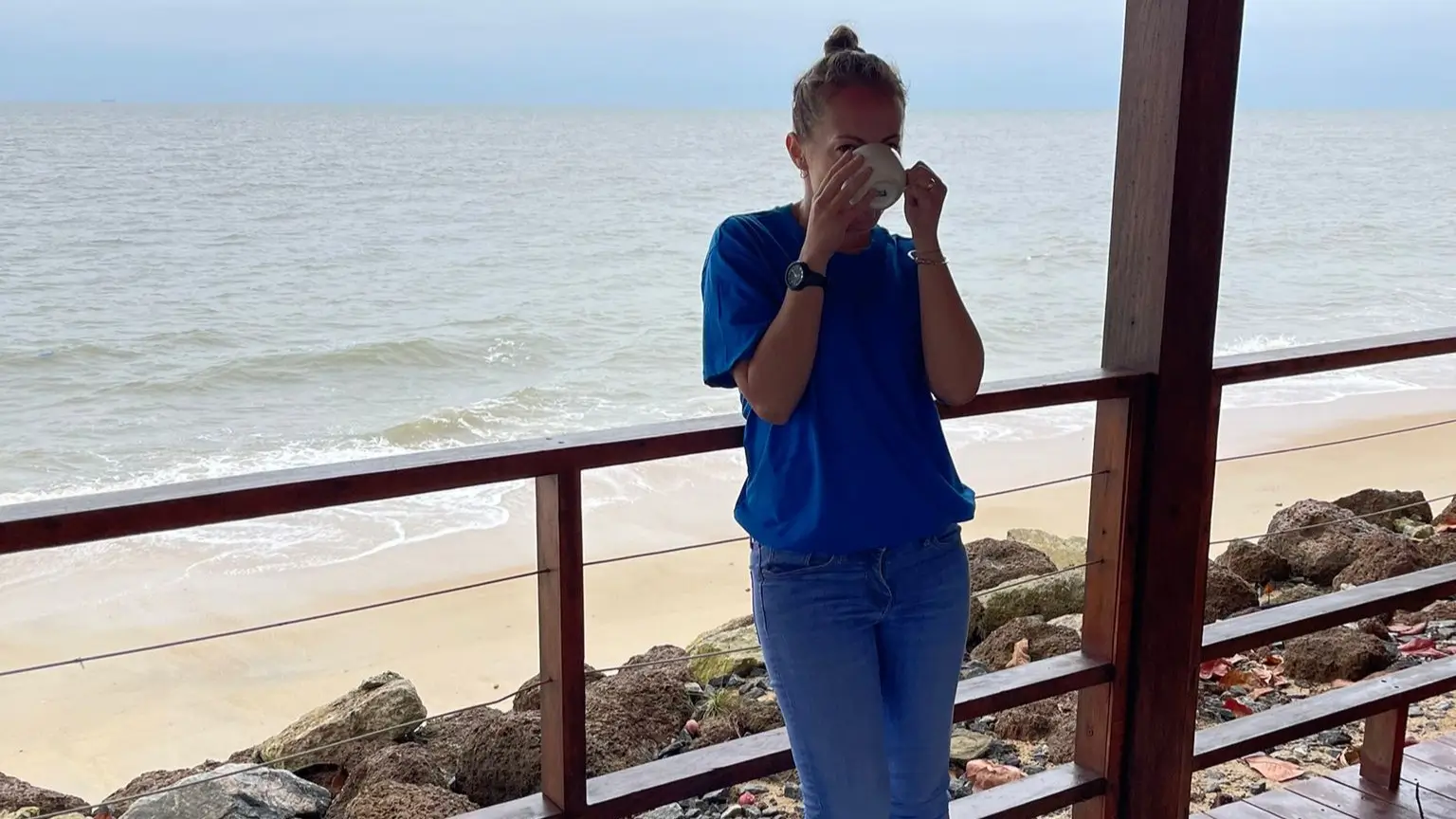 Cafeaua de dimineaţă. Prea dimineaţă | Monica scrie